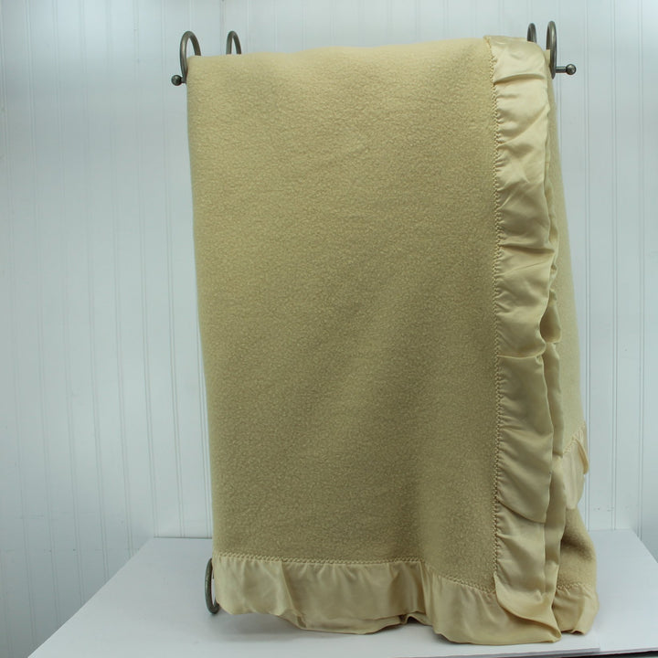 Vintage Antique Cookware Kitchenware Tableware Housewares Reuse Store ...